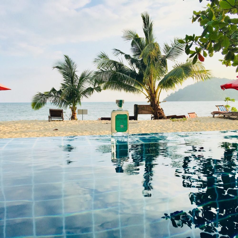 Pothecary Gin - created with passion, organic and handcrafted